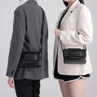 【MoonDy】包包 小方包 男生包包 斜背包 軟皮包包 高級感 女包包 隨身包包 個性包包 情侶包包 小包包 攜便包 男生禮物